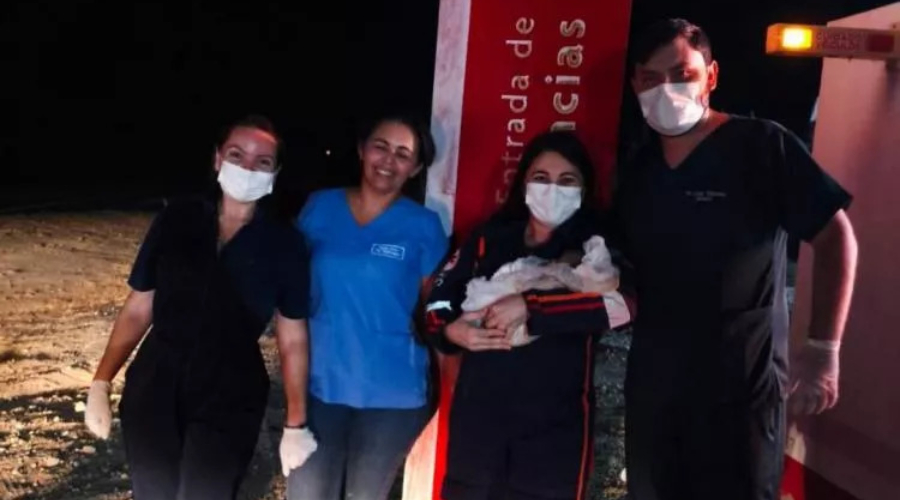 Equipe do Samu de Catingueira auxilia parto de emergência durante ...